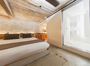 Quarto standard | Roupas de cama premium, cofres nos quartos, escrivaninha