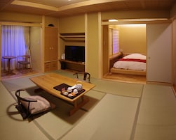 Suite | Roupa de alta qualidade, cofre no quarto, secretária