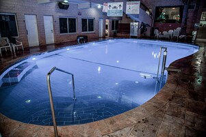 Piscina externa sazonal