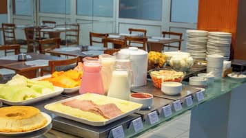 Pequeno-almoço tipo buffet diário incluído