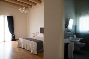 Estúdio | Berços (sobretaxa), Wi-Fi de cortesia, roupa de cama