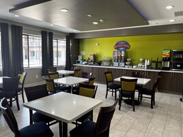 Pequeno-almoço continental diário incluído 