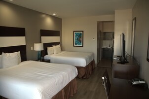 Quarto Deluxe, 2 camas queen-size, não fumadores, cozinha | Roupa de alta qualidade, secretária 