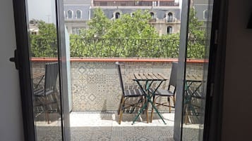 Superior Double Room (With balcony) | Terraço/pátio interior