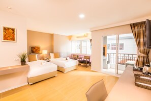 Superior Deluxe Room | Frigobar, cofres nos quartos, escrivaninha, Wi-Fi de cortesia