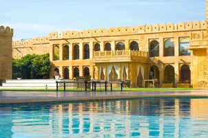Piscina externa