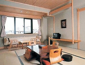 Quarto Tradicional (Japanese Style) | Wi-fi grátis