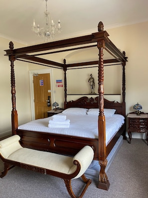 Quarto Duplo Superior, vista para o porto (Four Poster Bed) | Camas de colchão Select Comfort, Wi-fi grátis