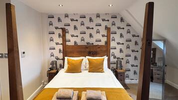 Suite Superior | 1 quarto, minibar grátis, com decoração personalizada