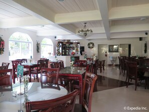 Café da manhã, almoço e jantar