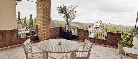 Quarto Duplo Superior, vista para o jardim | Terraço/pátio interior