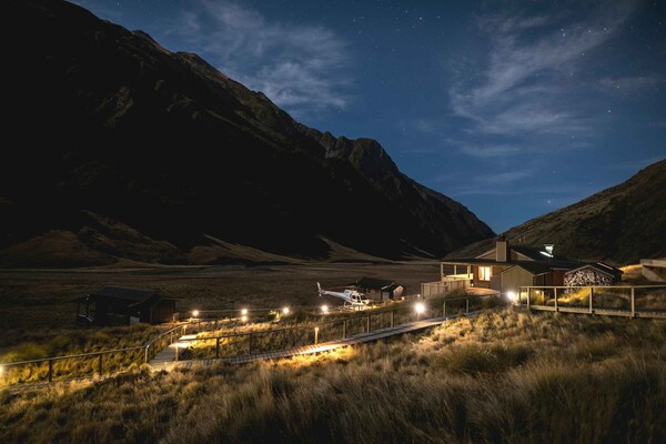 Minaret Station Alpine Lodge - South Island
