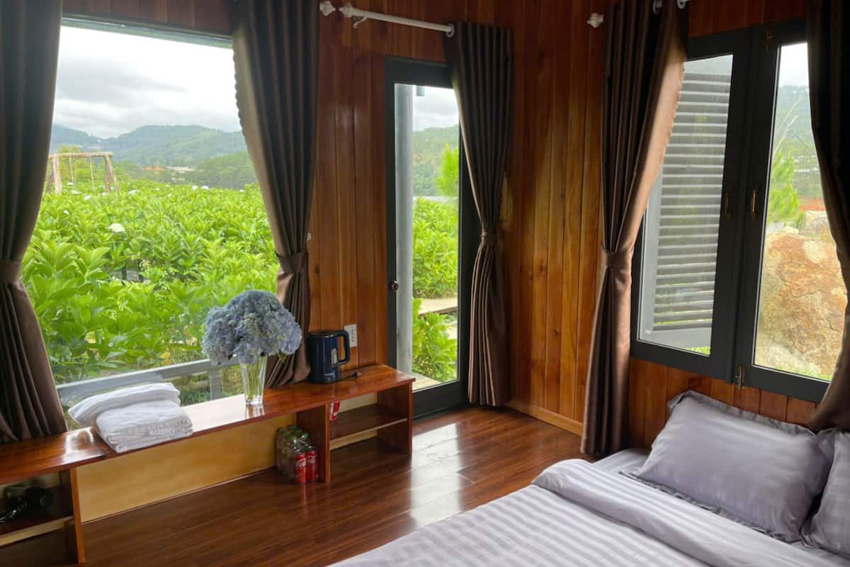 Suite-Estúdio Superior, vista para a montanha | Cortinas/cortinados opacos, quartos insonorizados