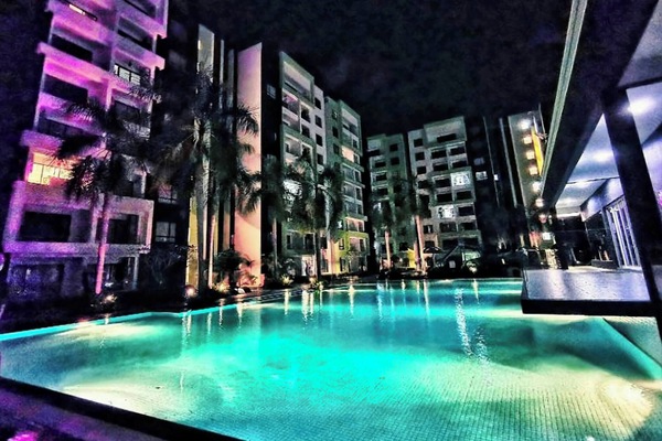 Apartamento em Condomínio Fechado, 3 quartos, acessível, varanda | Piscina | Piscina exterior