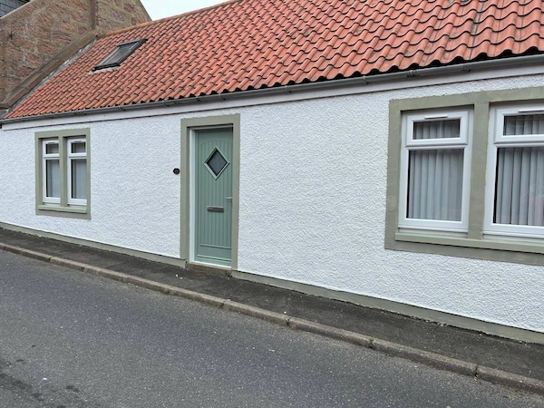 Costal Cottage -Boddam-sleeps6- Pet Friendly - Scotland