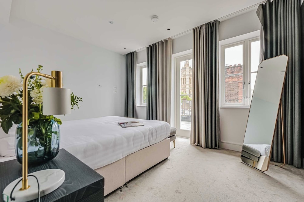 Westminster Apartments By D'montrio - London