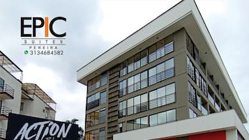 Suite | Exterior