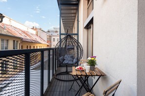 Apartamento Clássico, varanda, vista para o pátio | Varanda