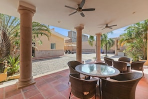 Vila | Opções para refeição ao ar livre