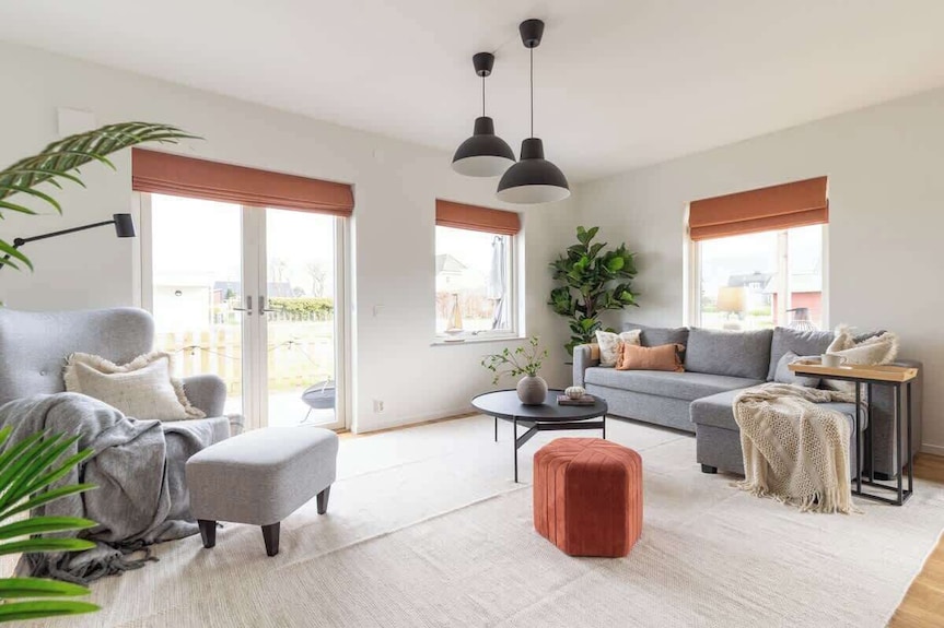 Modern Ground Floor Corner Flat With Rustic Patio - Båstad