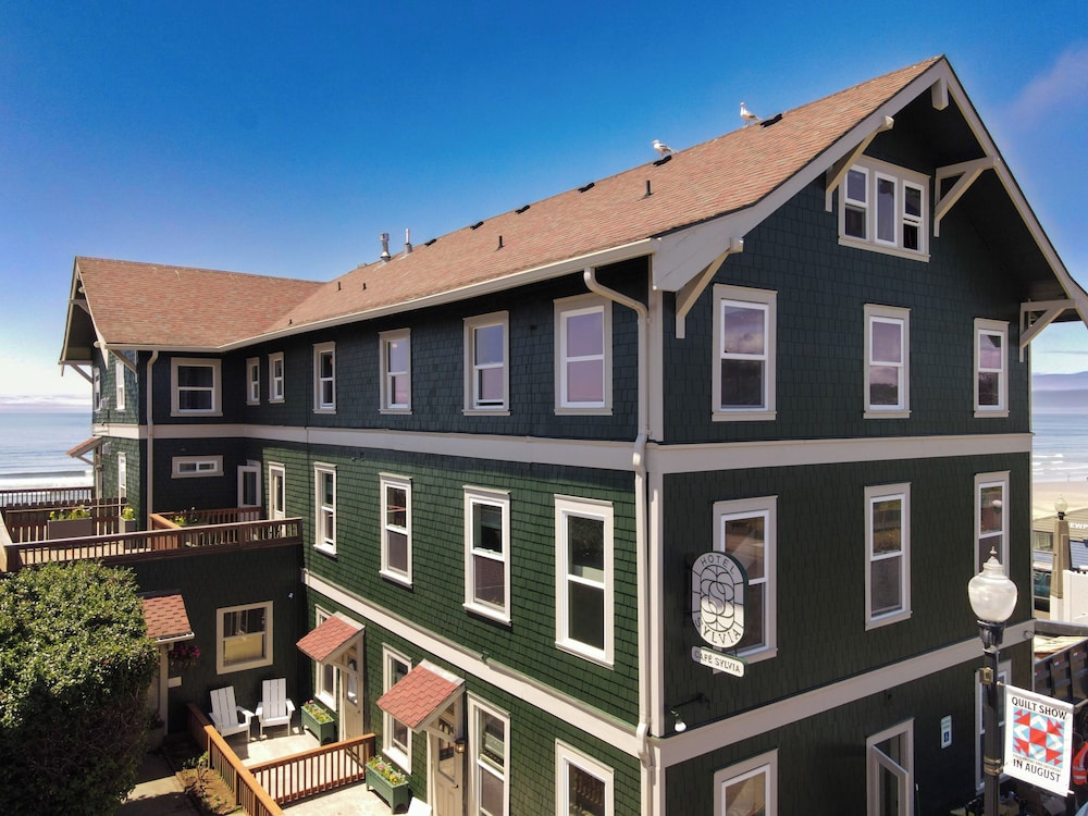 Hotel Sylvia - Newport, OR