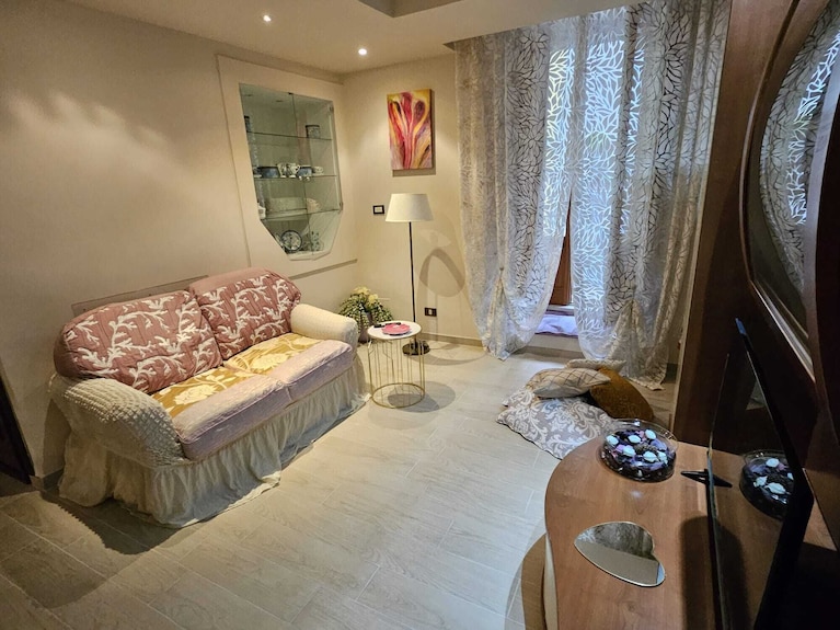 Cozy Family Home With Terraces On The River, Surrounded By Greenery - Posta