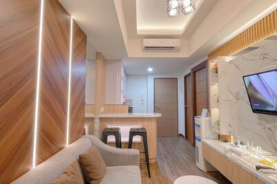 Elegant Designed 2Br Apartment Vida View Makassar