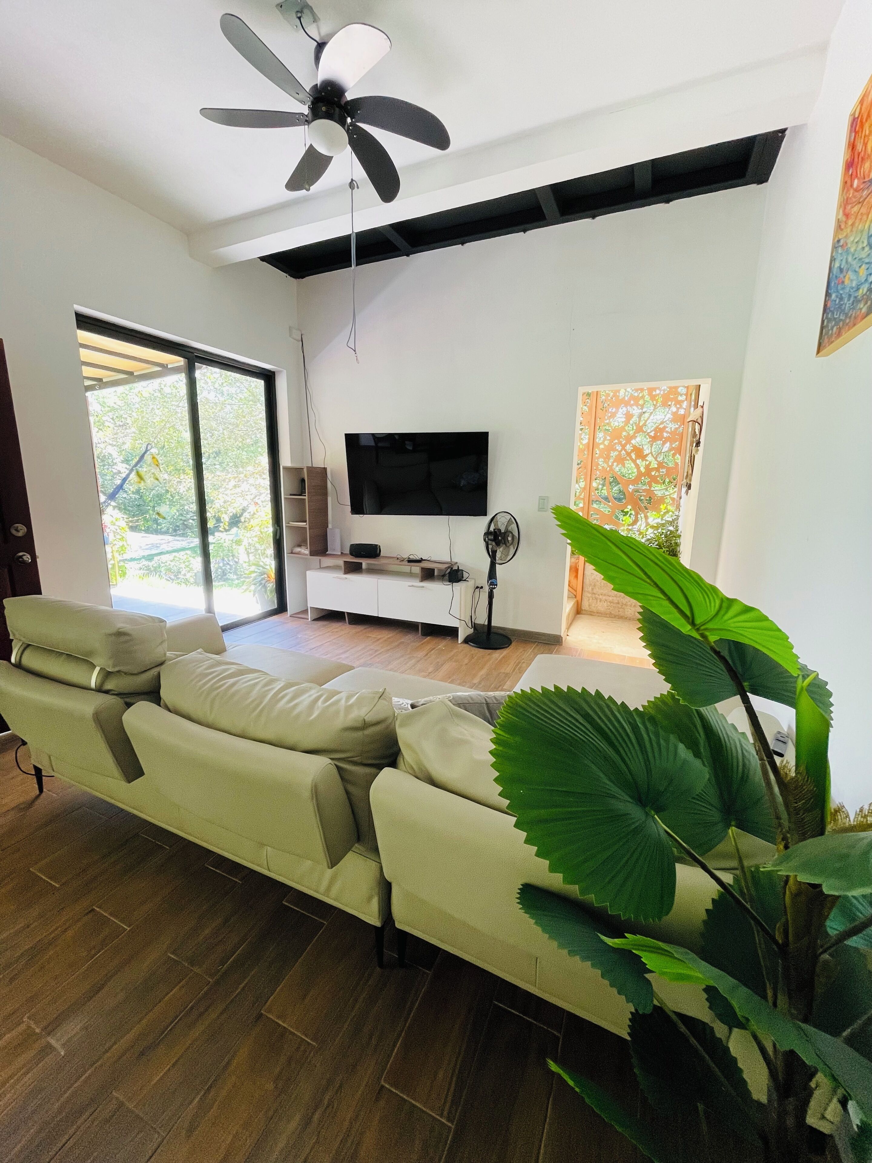 Casa Comfort, varanda, vista para o jardim | Ferro/tábua de engomar, Wi-fi grátis 