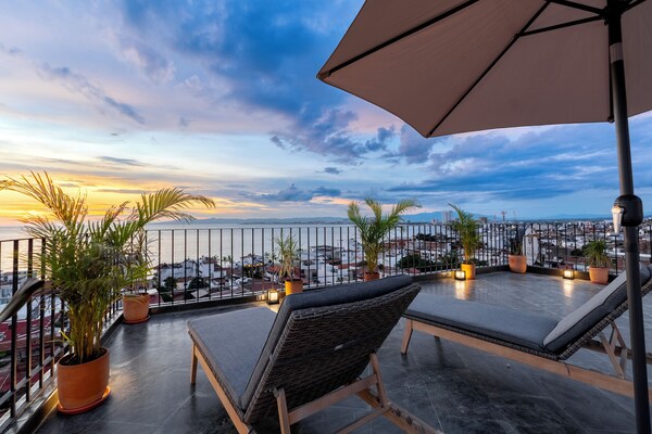 Raices Nomadas Boutique Hotel Vallarta - Puerto Vallarta