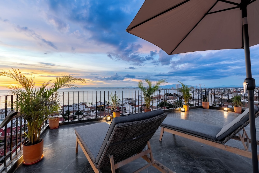 Raices Nomadas Boutique Hotel Vallarta - Puerto Vallarta