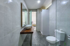 Apartamento Exclusivo | Casa de banho | Chinelos