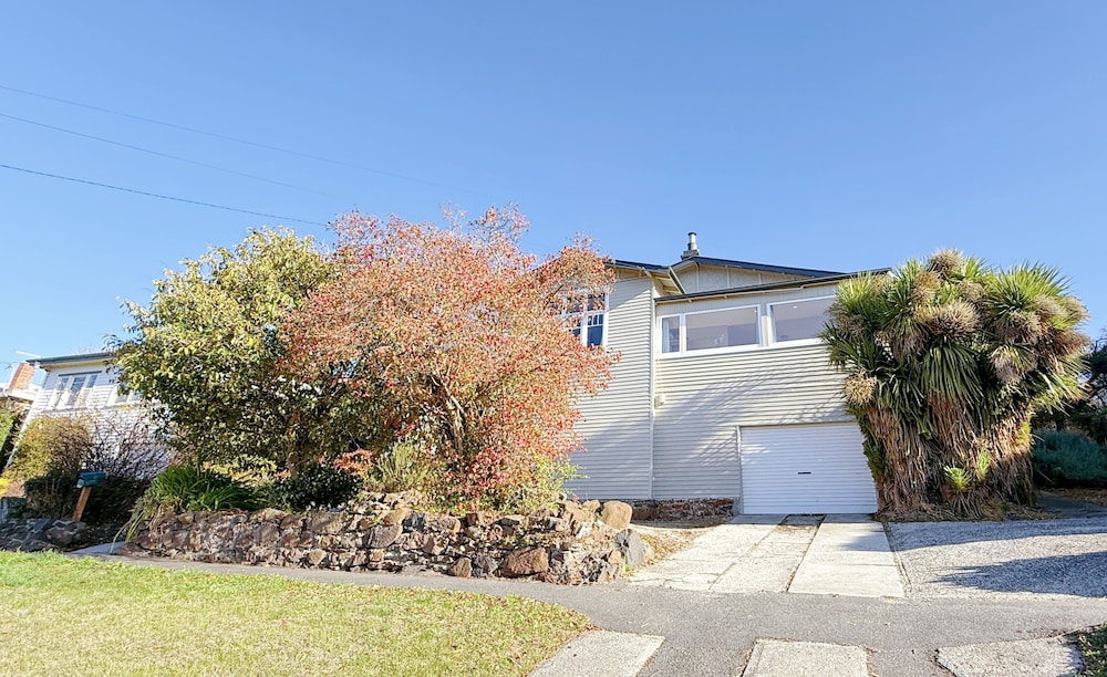 Stayau 2br Home W/ Stunning Views In Tasmania - Launceston
