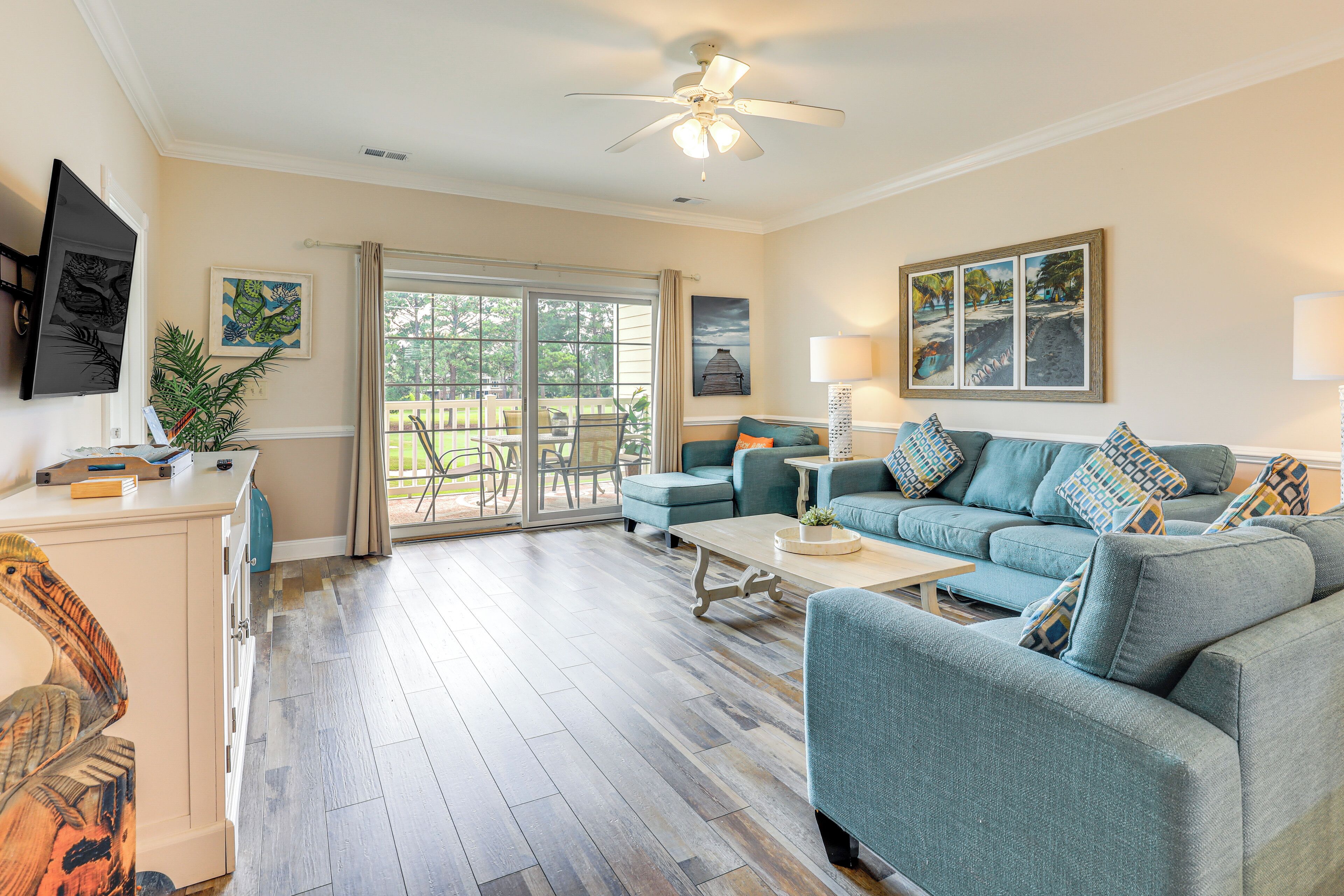 Golf Course Getaway W/ Pool Access In Myrtle Beach - Myrtle Beach, SC