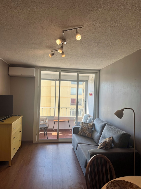 Appartement Ensoleillé à 80m De La Plage, Avec Une Petite Vue Mer Du Balcon! - Carnon