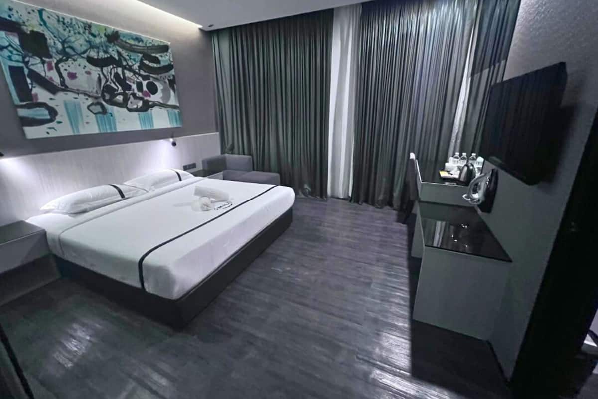 Quarto Familiar, várias camas | Secretária, ferro/tábua de engomar, Wi-fi grátis