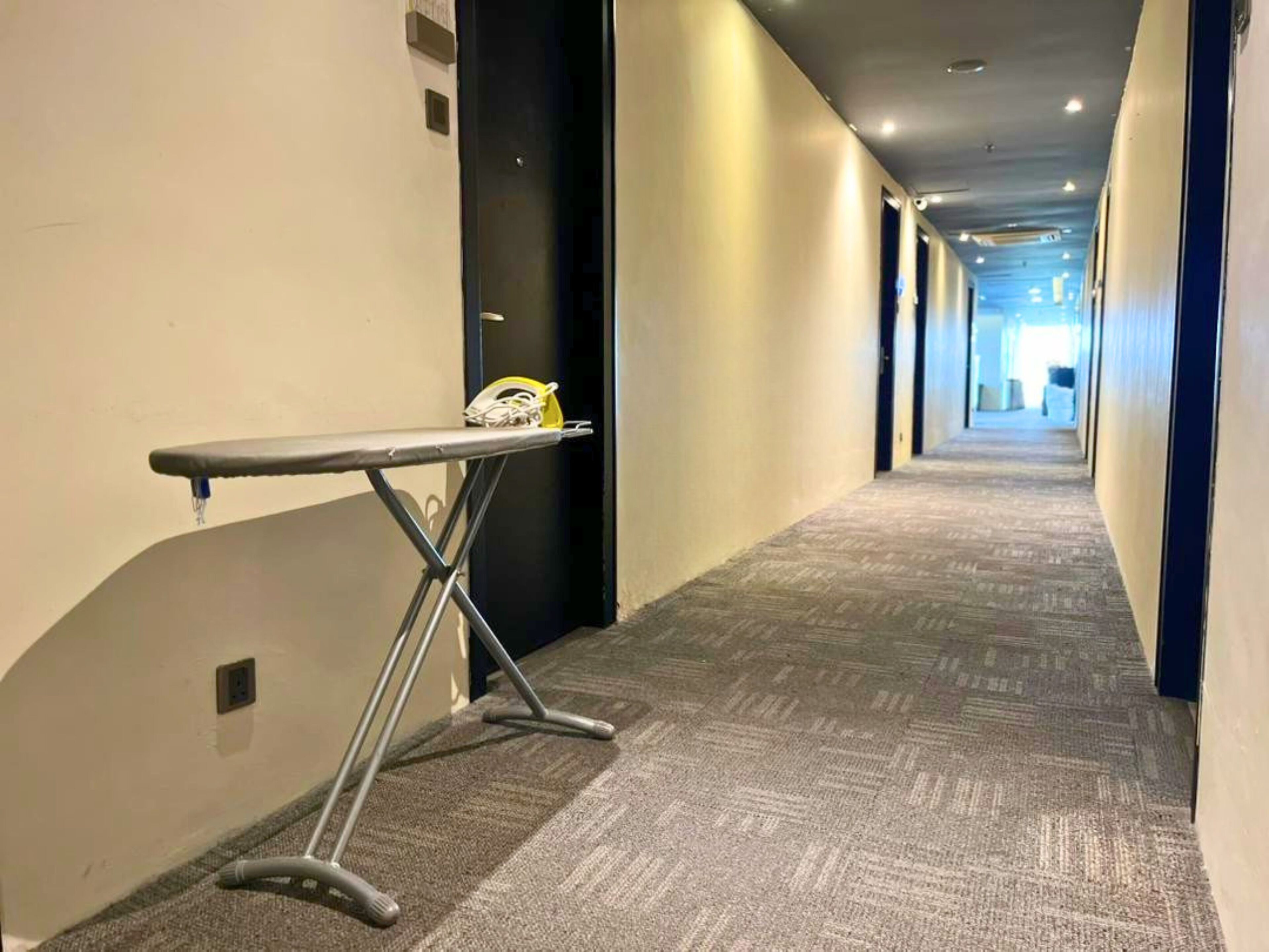 Ferro/Tábua de passar roupa