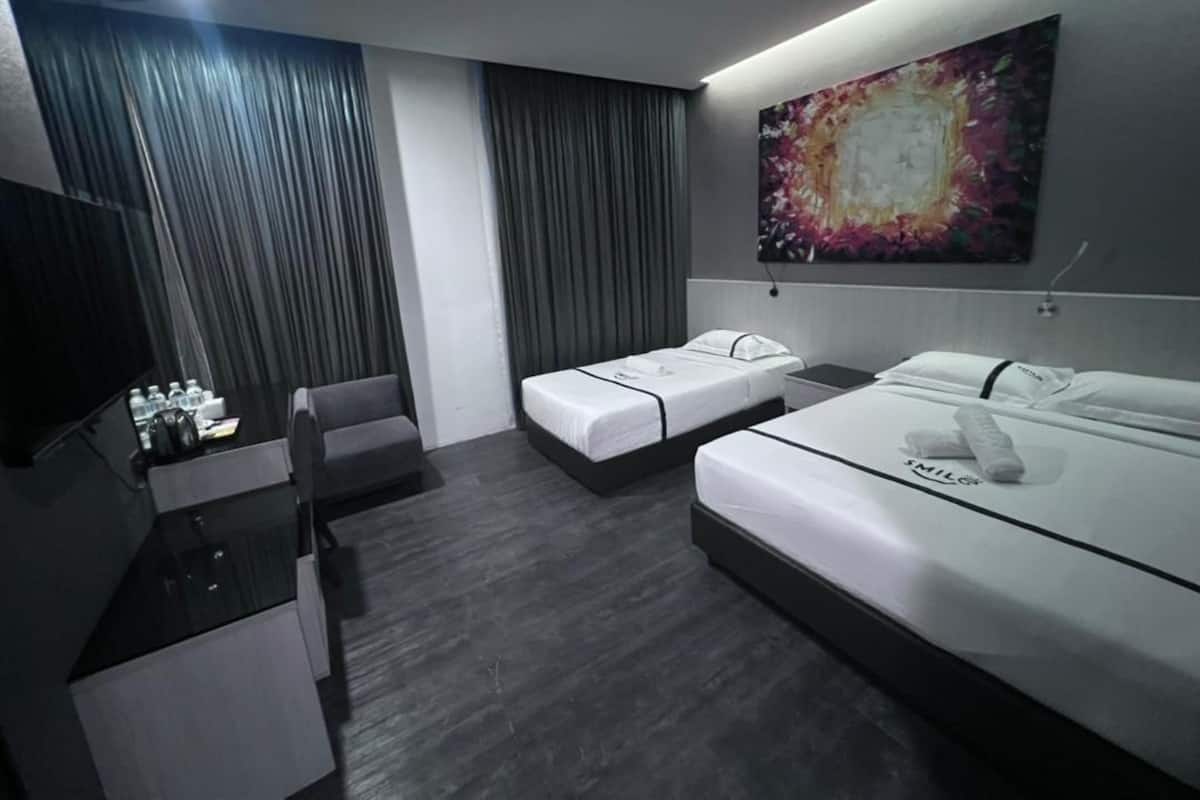 Quarto Duplo Familiar | Secretária, ferro/tábua de engomar, Wi-fi grátis