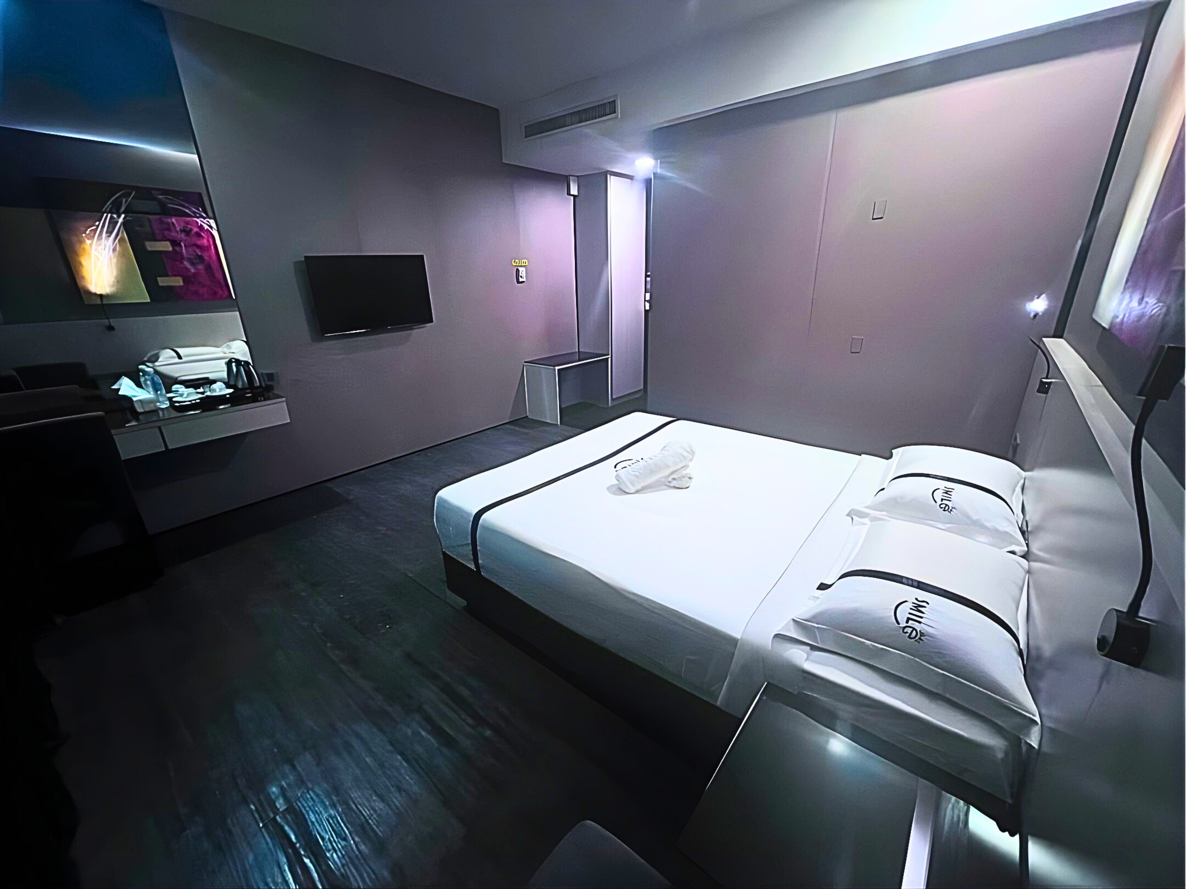 Quarto Duplo | Secretária, ferro/tábua de engomar, Wi-fi grátis 