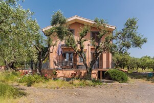 Fachada da propriedade