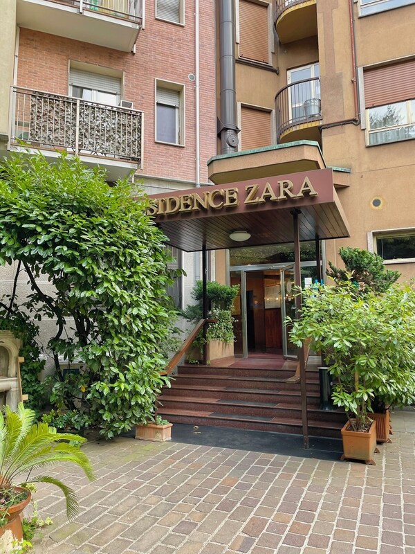 Residence Zara - Milan