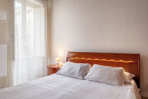 Apartamento, 2 quartos, vista para a cidade | Wi-Fi de cortesia