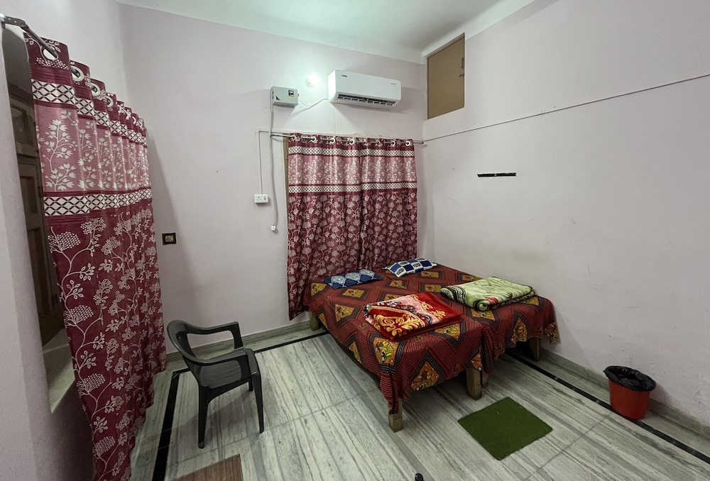 Vishwa Deva Homestay - Varanasi