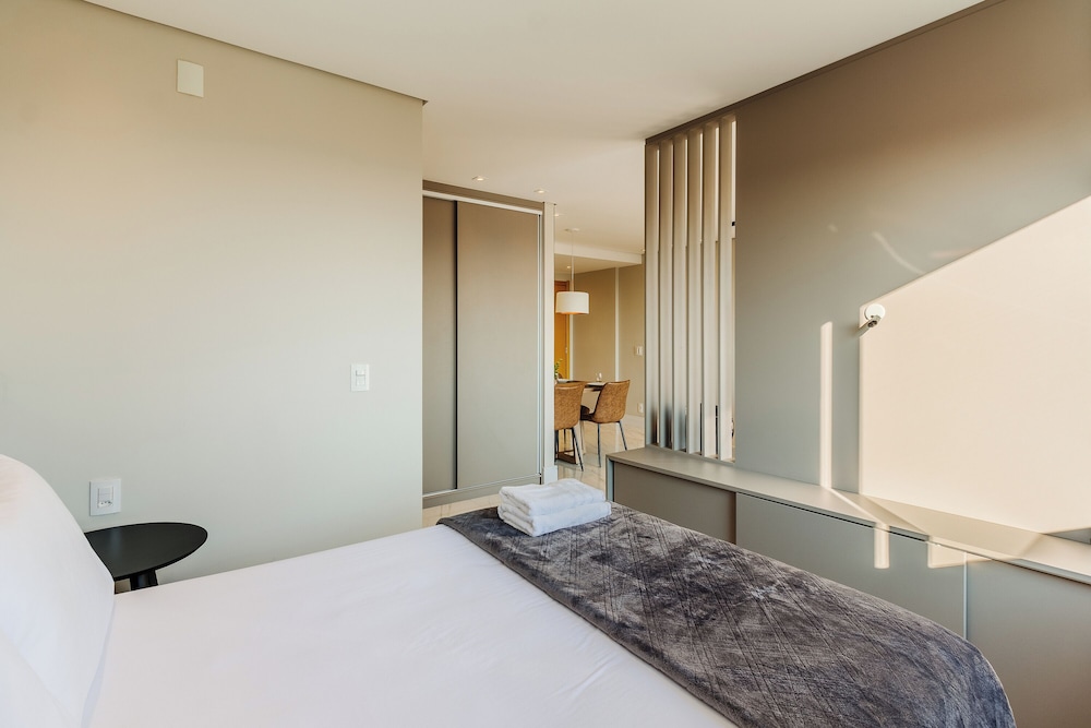 Loft De Luxo Com Garagem No Petrópolis Aho1402 - Porto Alegre