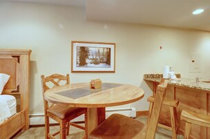 Estúdio | Restaurantes