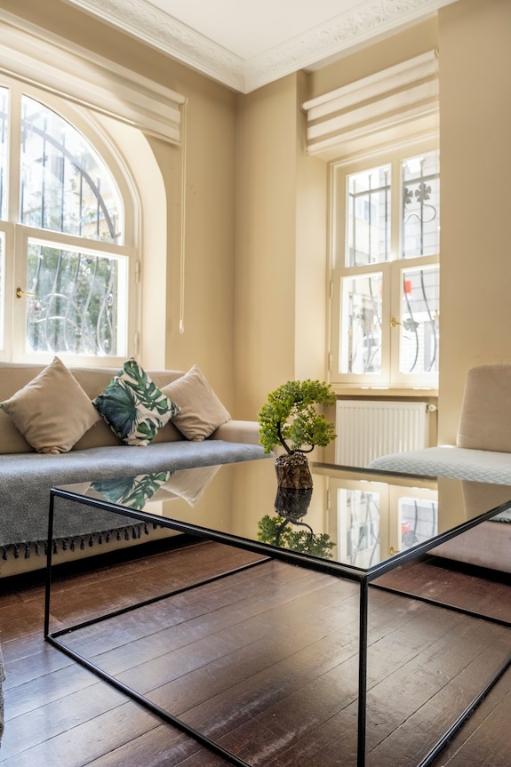 3-bedroom Apartment With 2 Bathrooms In Beautiful Istanbul With Ac - Şişli