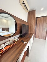 Quarto casal panorâmico | Quartos à prova de som, Wi-Fi de cortesia, roupa de cama