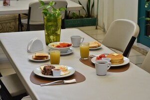 Pequeno-almoço inspirado na cozinha local diário incluído 