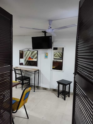 TV LED 32 polegadas com canais digitais