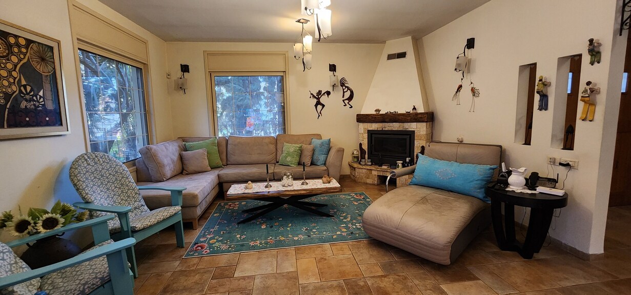 Welcoming Villa With Ac In Charming Herut With Calm Atmosphere And Lot Of Space - Israël