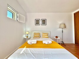 2 quartos, roupa de cama fornecida 